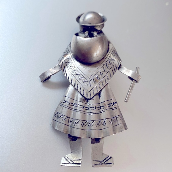 Jewelry | Vintage Peruvian Folk Art Silver 90 Brooch Hook Close Pin ...